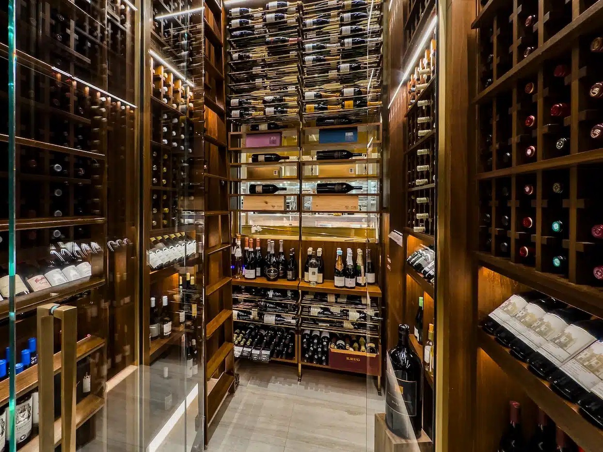 Must See Designs of CUSTOM WINE RACKS for Wine Enthusiasts : Cachet ...